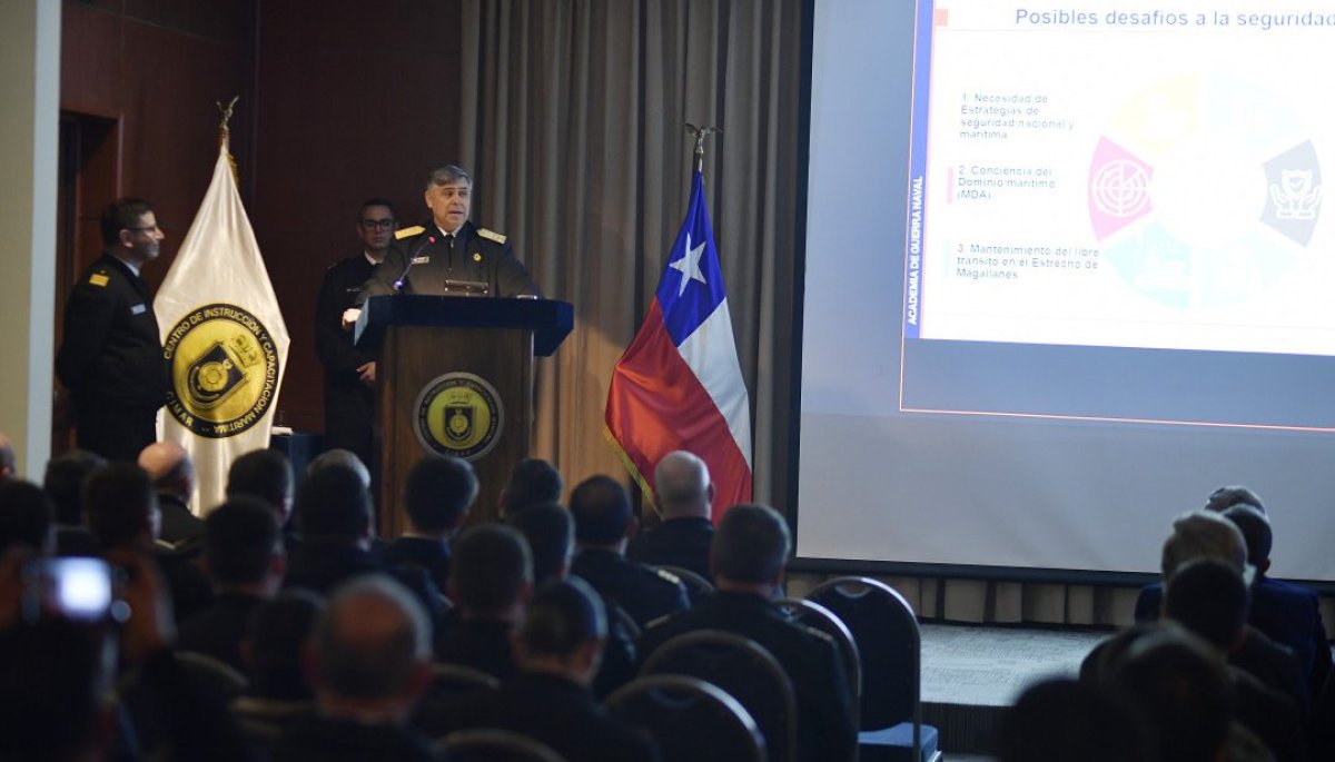 Desafíos clave para la Armada y Autoridad Marítima se abordaron en ...